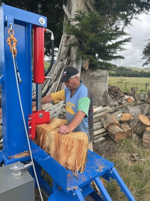 Wood Splitters - Daytech Engineering