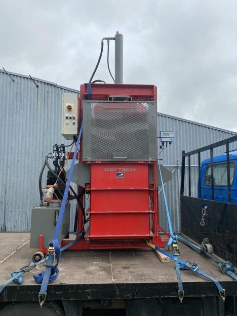 Presses - Daytech Engineering